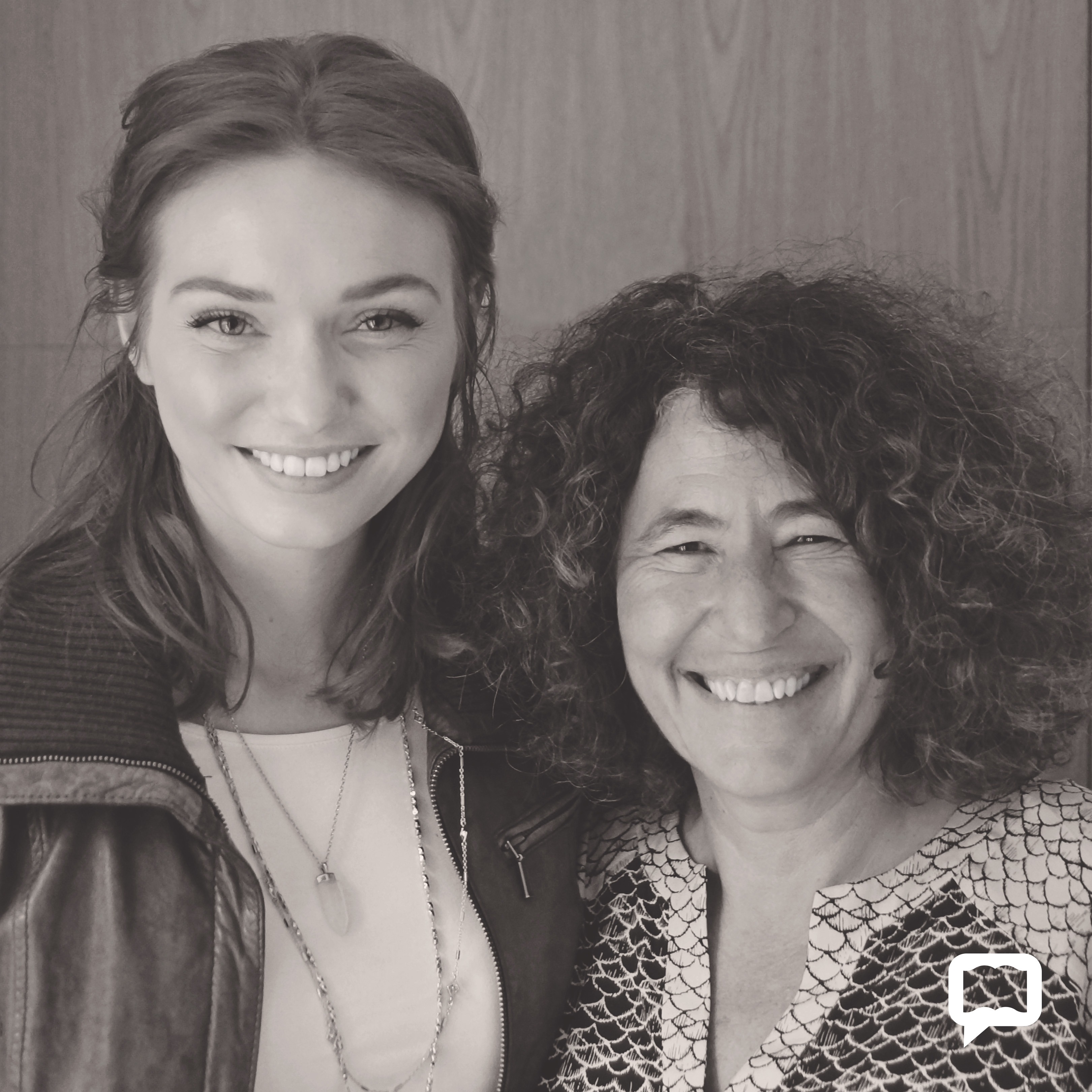 Eleanor_Tomlinson_and_Francesca_Simon - Francesca Simon
